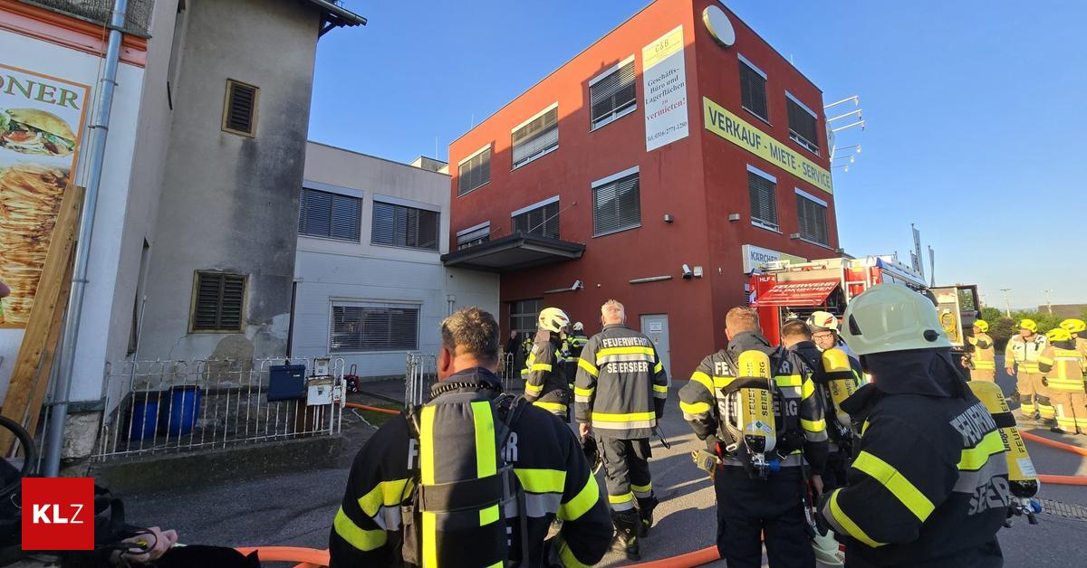 Schwer verletzt: Mann sprang wegen Wohnungsbrand aus dem Fenster